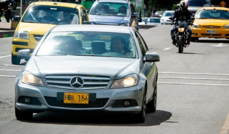 Matricular el carro en Bogotá: cómo hacerlo y los beneficios que da la ...